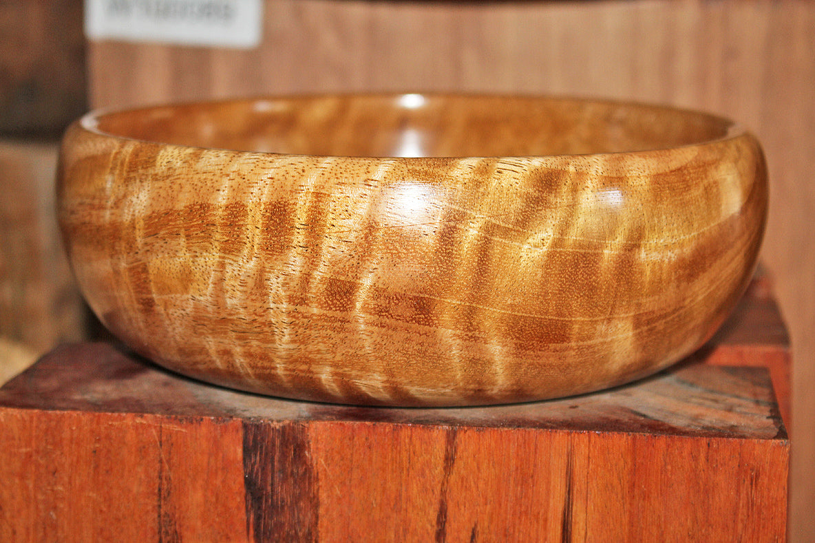Bowl in Figured Mango – Cook Woods