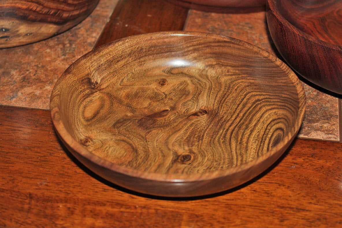 Shallow dish in Claro Walnut – Cook Woods